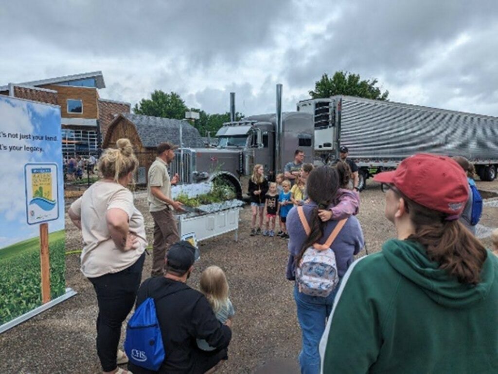 We’re the Land of 10,000 Lakes; Let’s Act Like it! – Conservation Corps Minnesota & Iowa